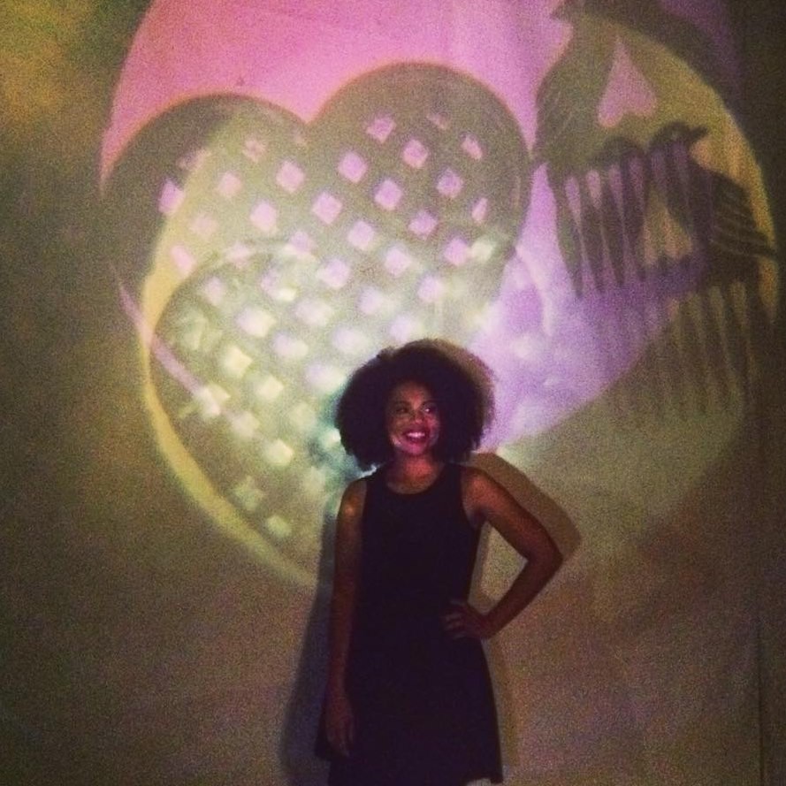 Gallery – Ari Swan